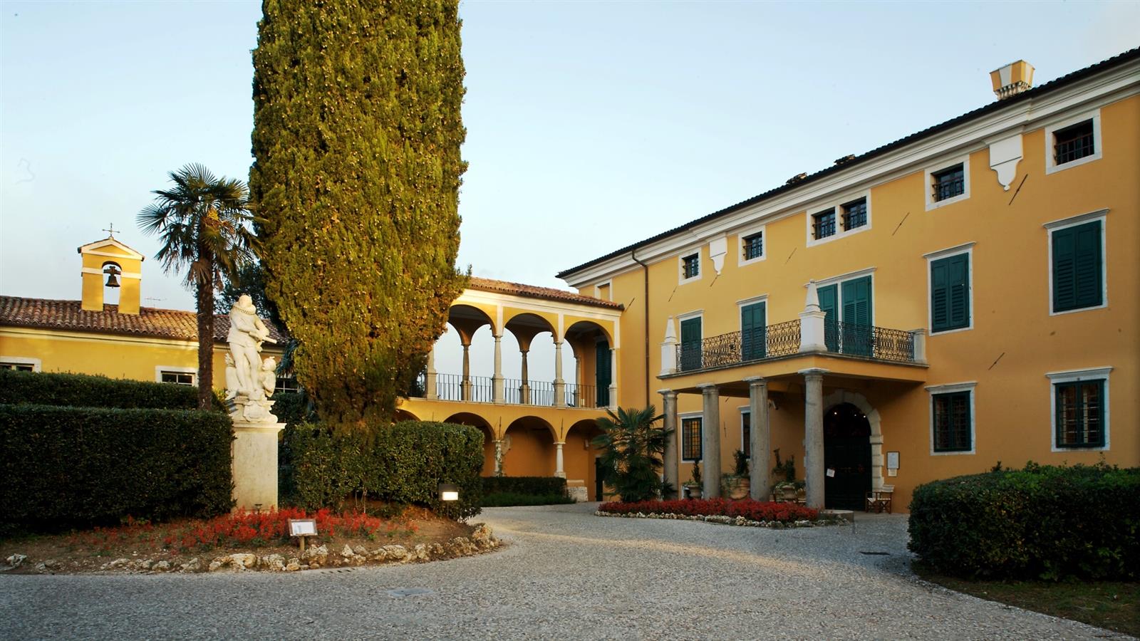 Scuderie del Palazzo Coronini Cronberg
